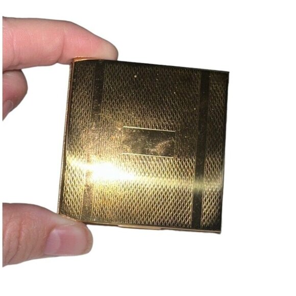 Makeup | Vintage Made In Usa Goldtone Metal Empty Compact Box 225x2255 ...